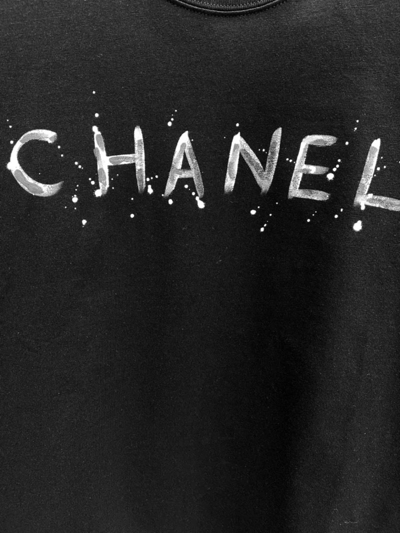 Accurate model Chanel T-Shirts