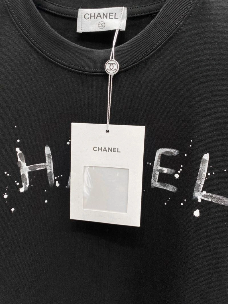 Accurate model Chanel T-Shirts