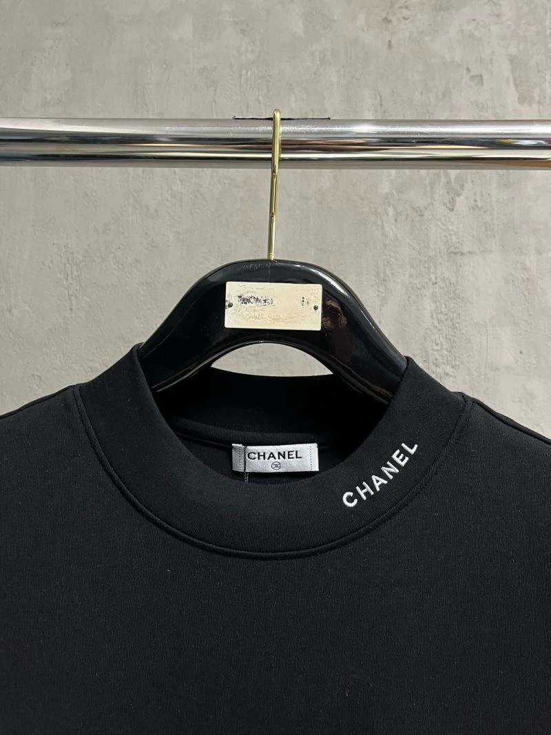 Brand-original Chanel T-Shirts
