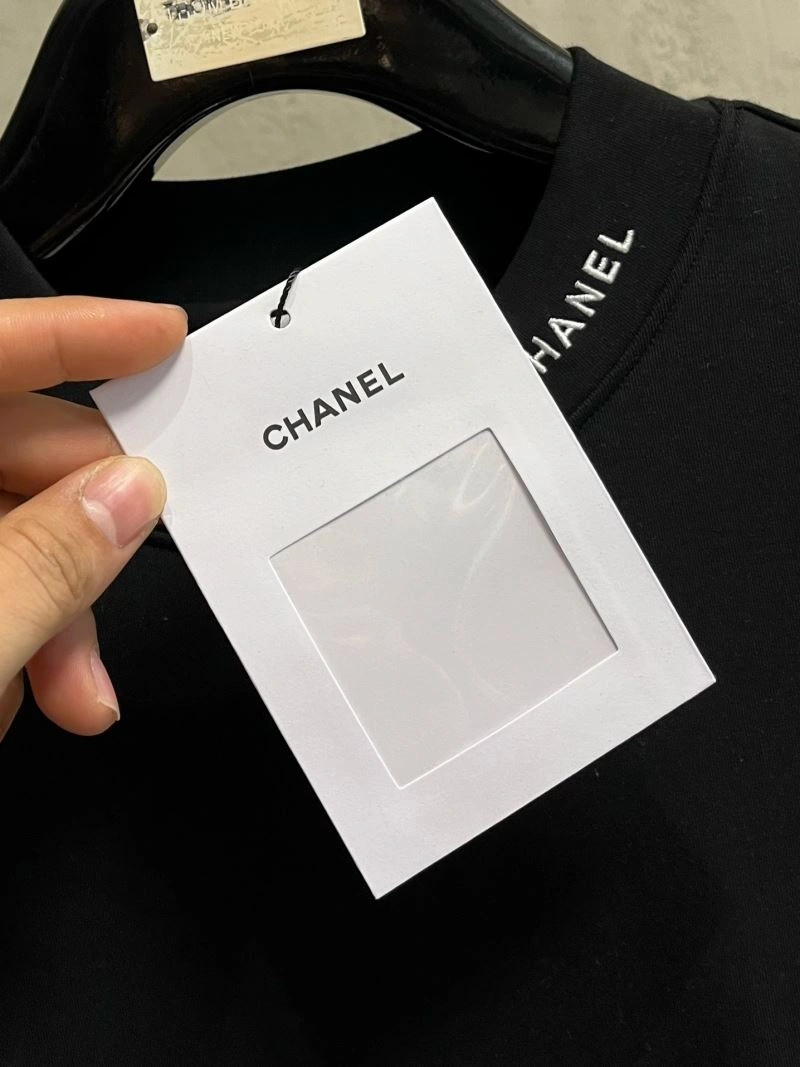 Brand-original Chanel T-Shirts