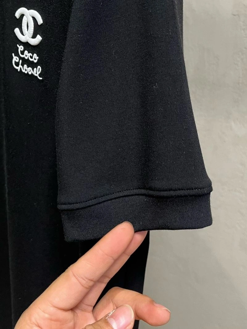 Brand-original Chanel T-Shirts