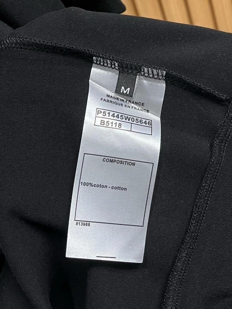Brand-original Chanel T-Shirts