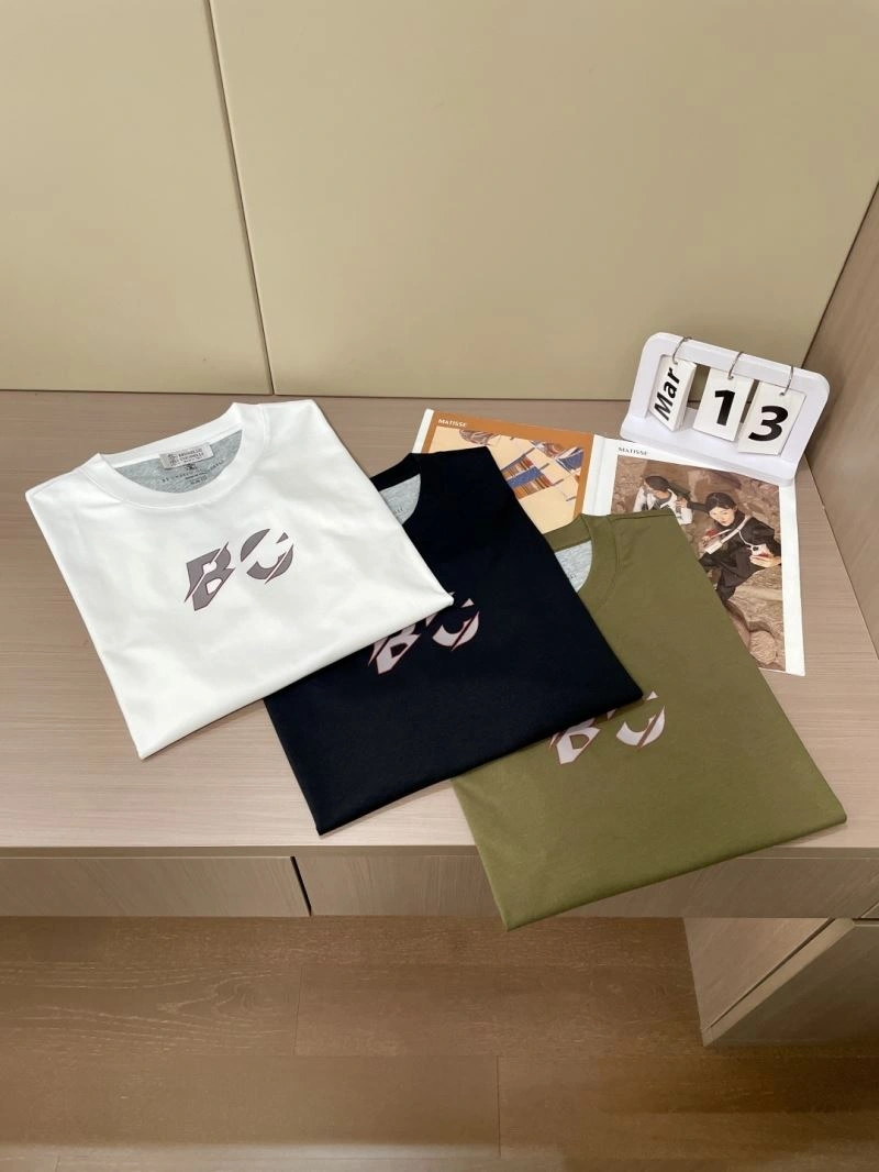 Low-cost Chanel T-Shirts