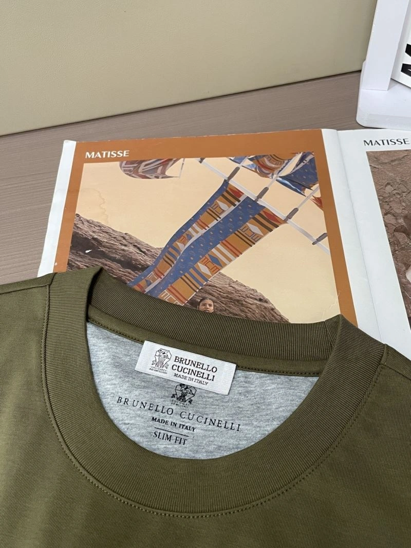 Low-cost Chanel T-Shirts
