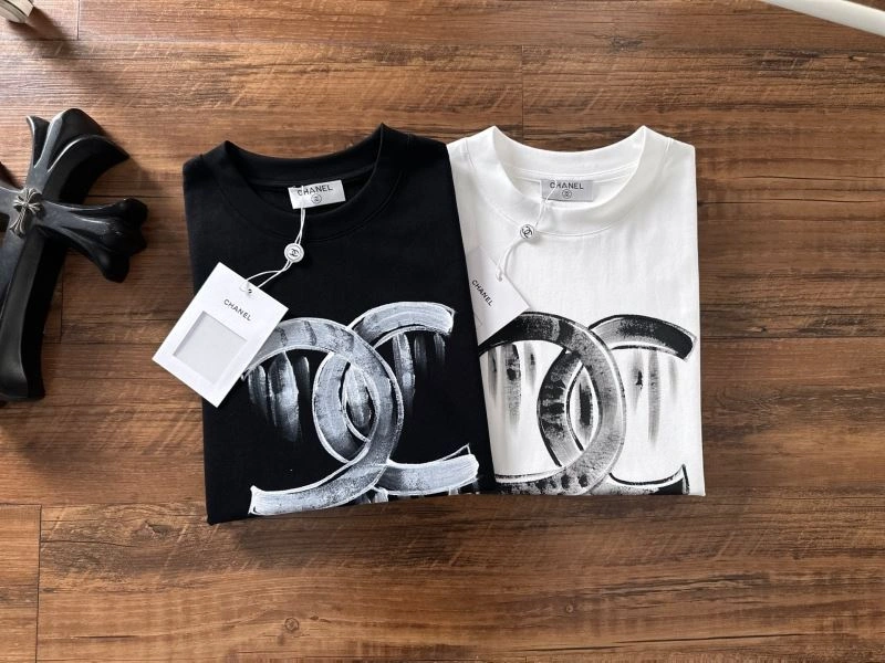 Perfect replica Chanel T-Shirts