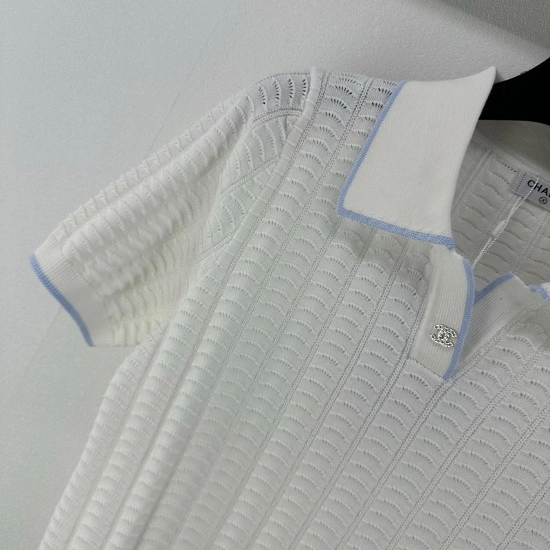 Bargain Chanel T-Shirts