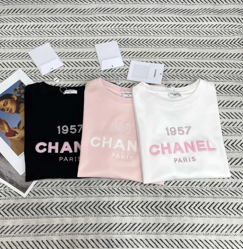 Cut-rate Chanel T-Shirts