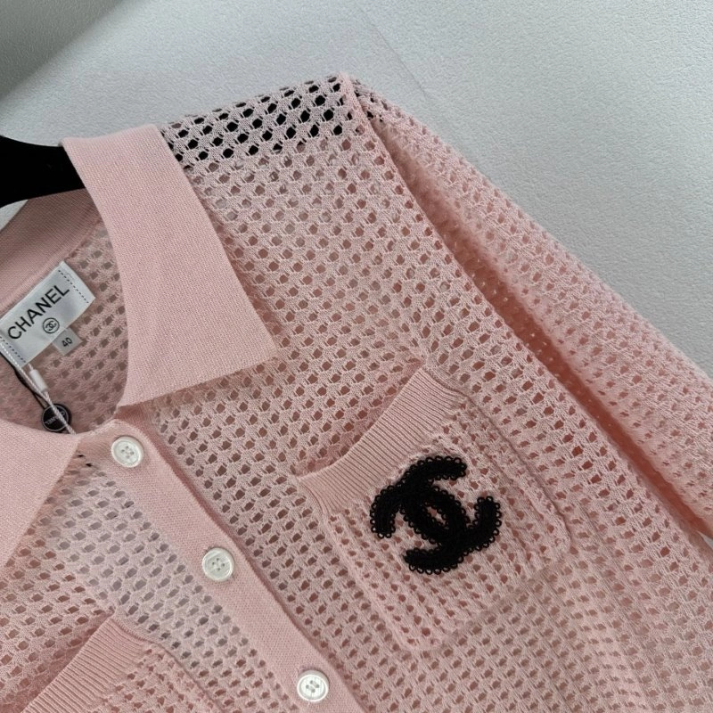 Bargain Chanel T-Shirts
