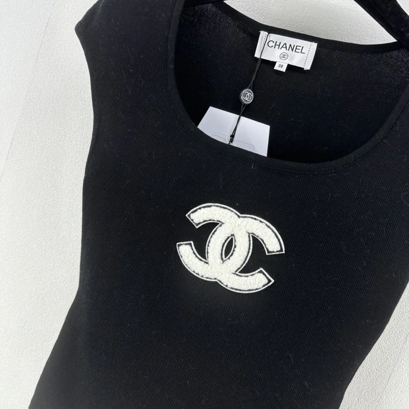 Inexpensive Chanel T-Shirts