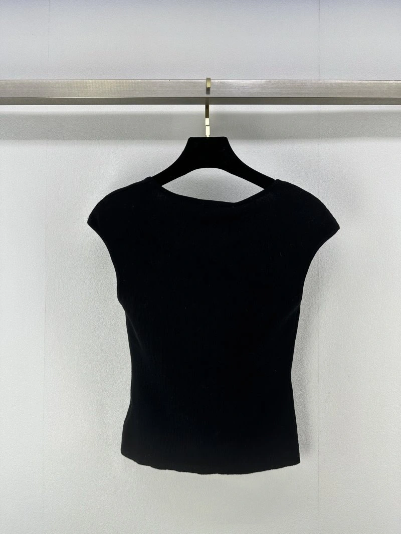 Inexpensive Chanel T-Shirts