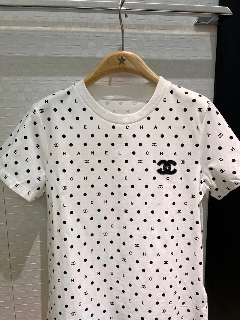 Original Chanel T-Shirts