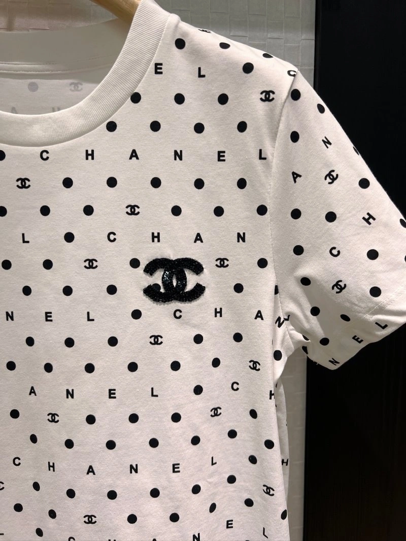 Original Chanel T-Shirts