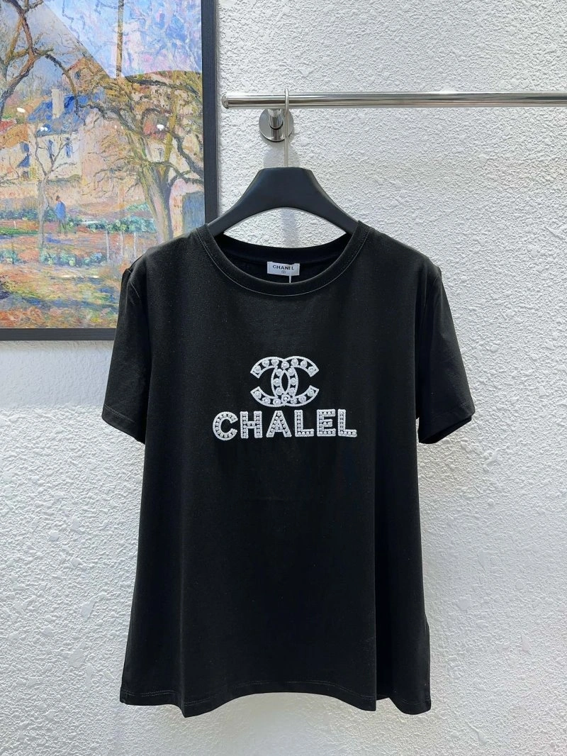 Low-cost Chanel T-Shirts