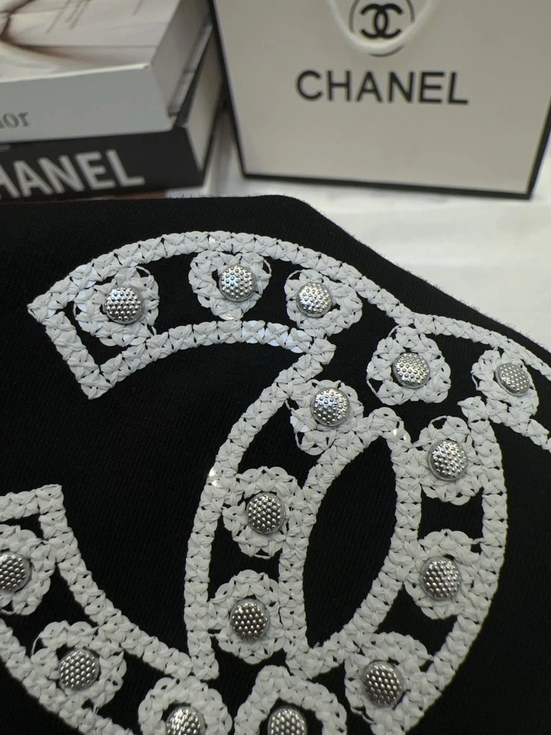 Low-cost Chanel T-Shirts