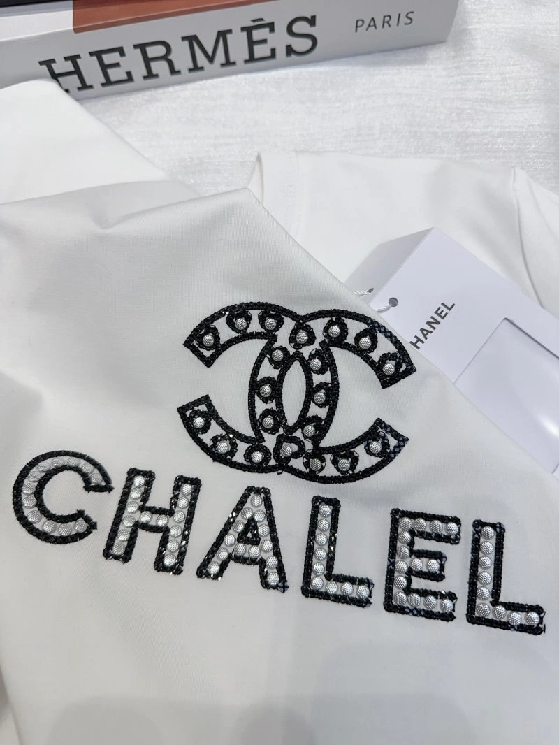 Economical Chanel T-Shirts