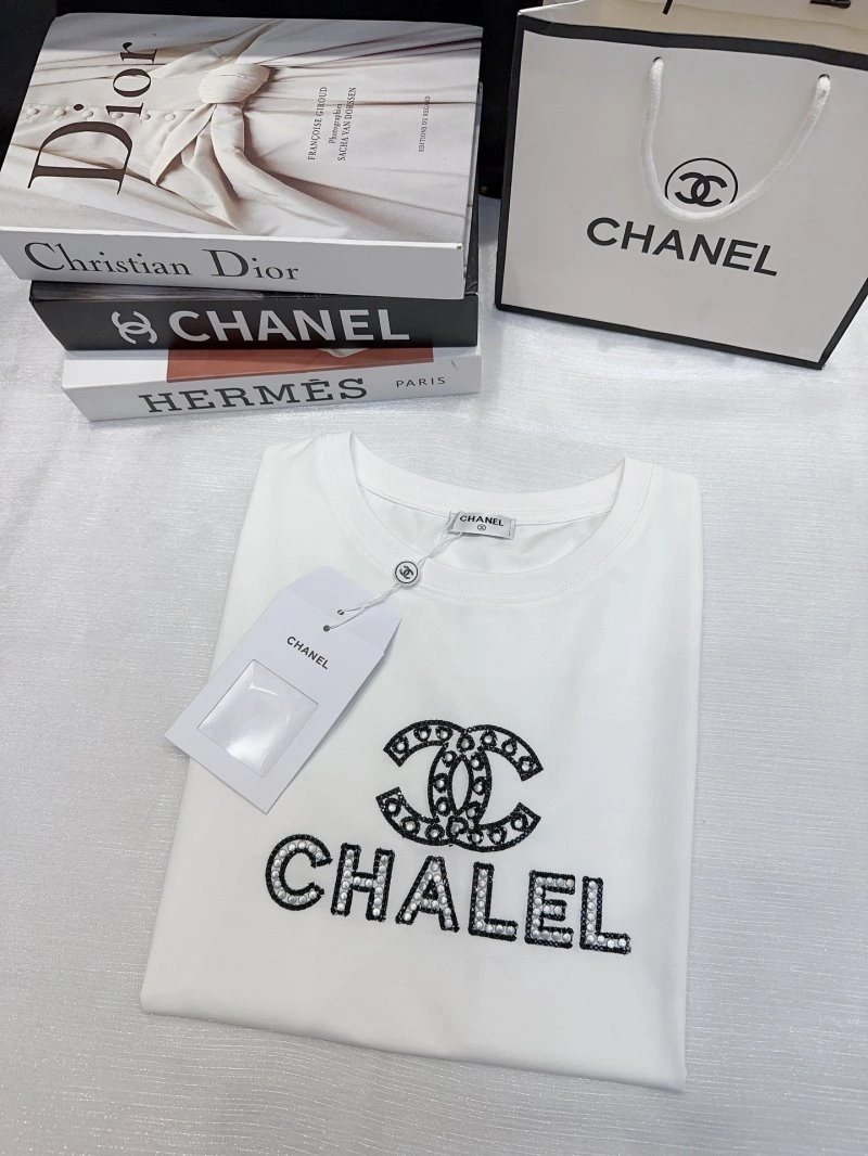 Economical Chanel T-Shirts