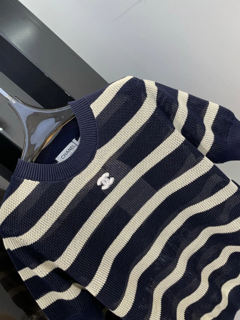 Factory-made Chanel T-Shirts
