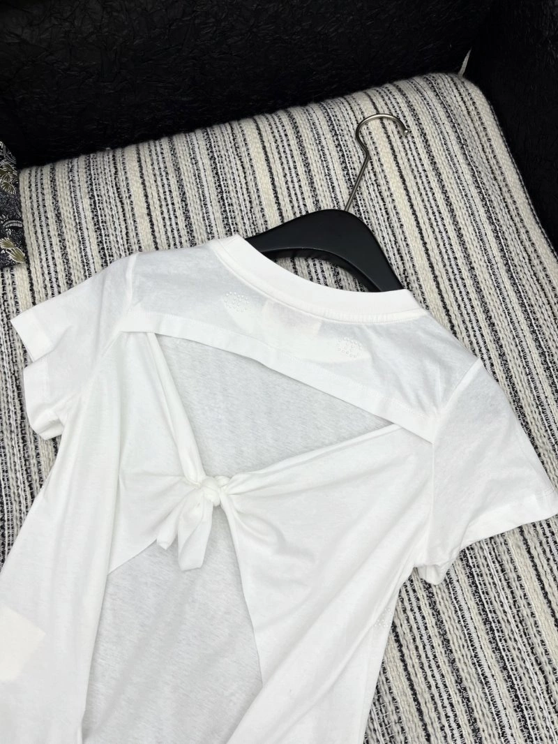 Precise copy Chanel T-Shirts