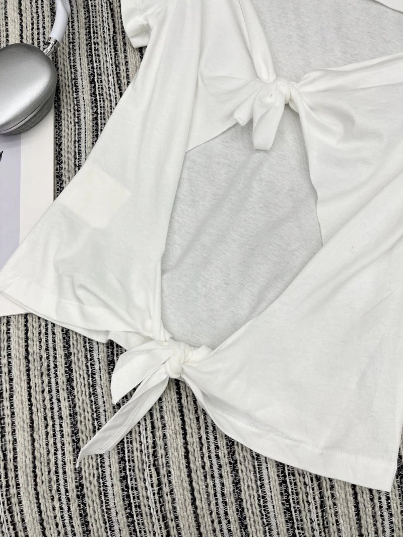 Precise copy Chanel T-Shirts