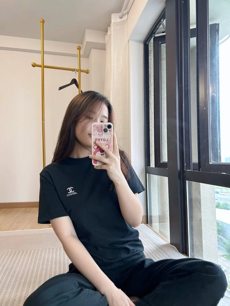 Mirror quality Chanel T-Shirts