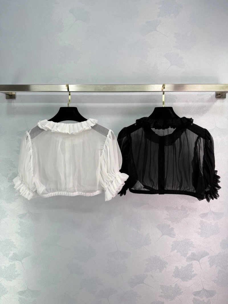 Accurate model Chanel T-Shirts