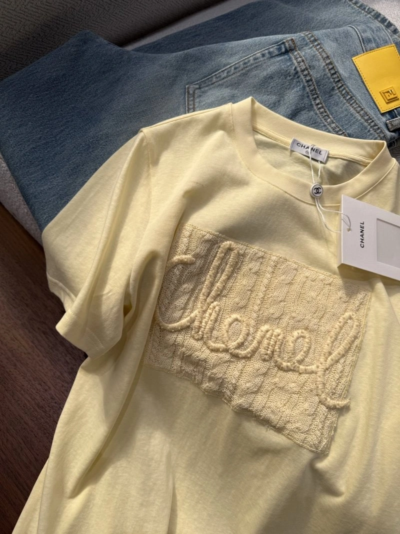 Top mirror Chanel T-Shirts