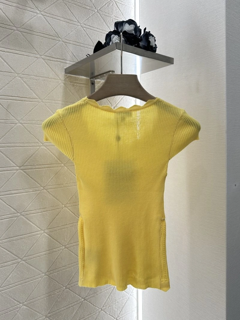 Economical Chanel T-Shirts