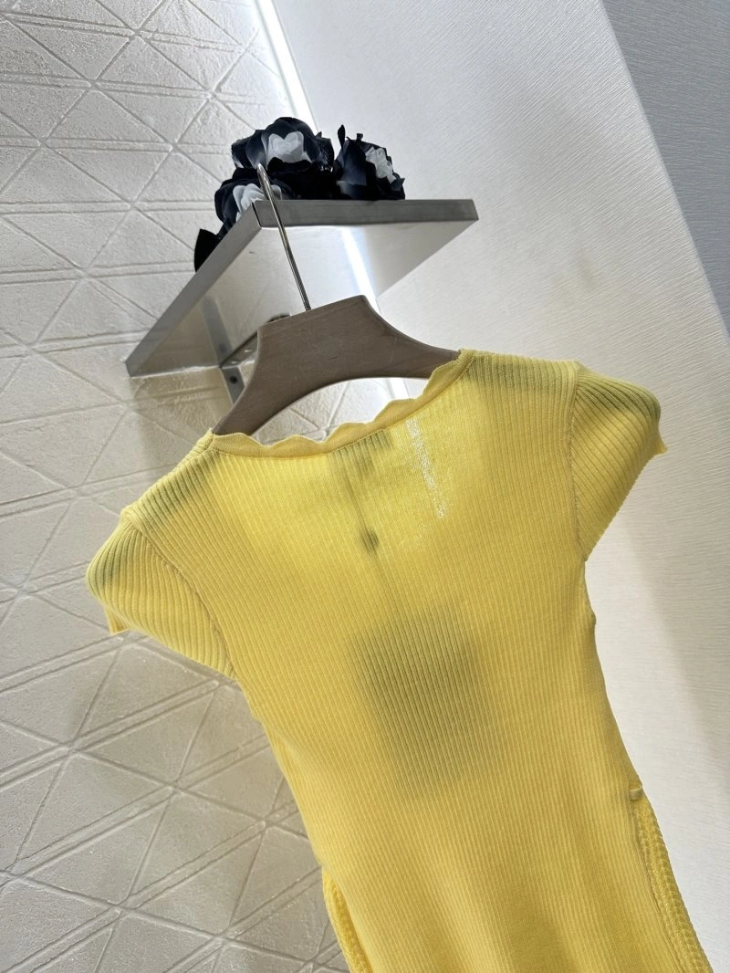 Economical Chanel T-Shirts