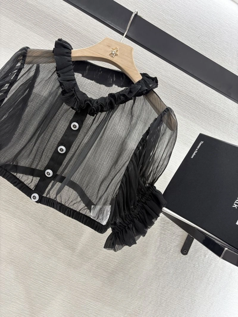 Accurate model Chanel T-Shirts