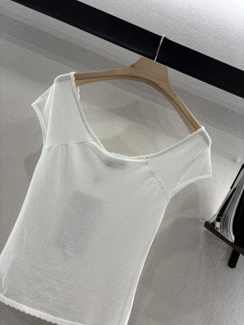 Top mirror Chanel T-Shirts