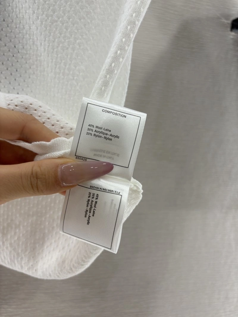 Top mirror Chanel T-Shirts