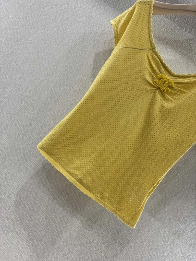 Factory-made Chanel T-Shirts