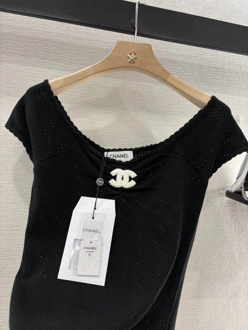 Brand-original Chanel T-Shirts