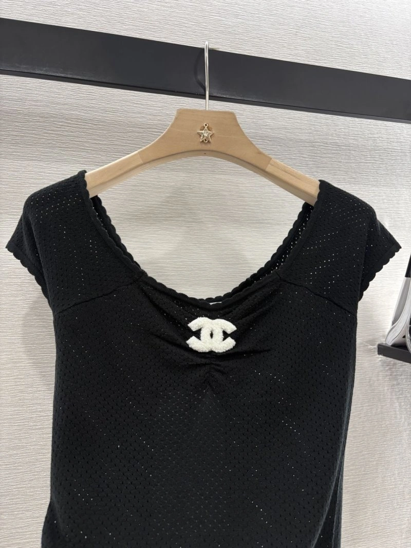 Brand-original Chanel T-Shirts