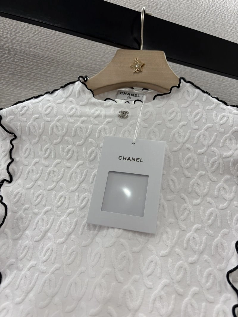 High fidelity Chanel T-Shirts