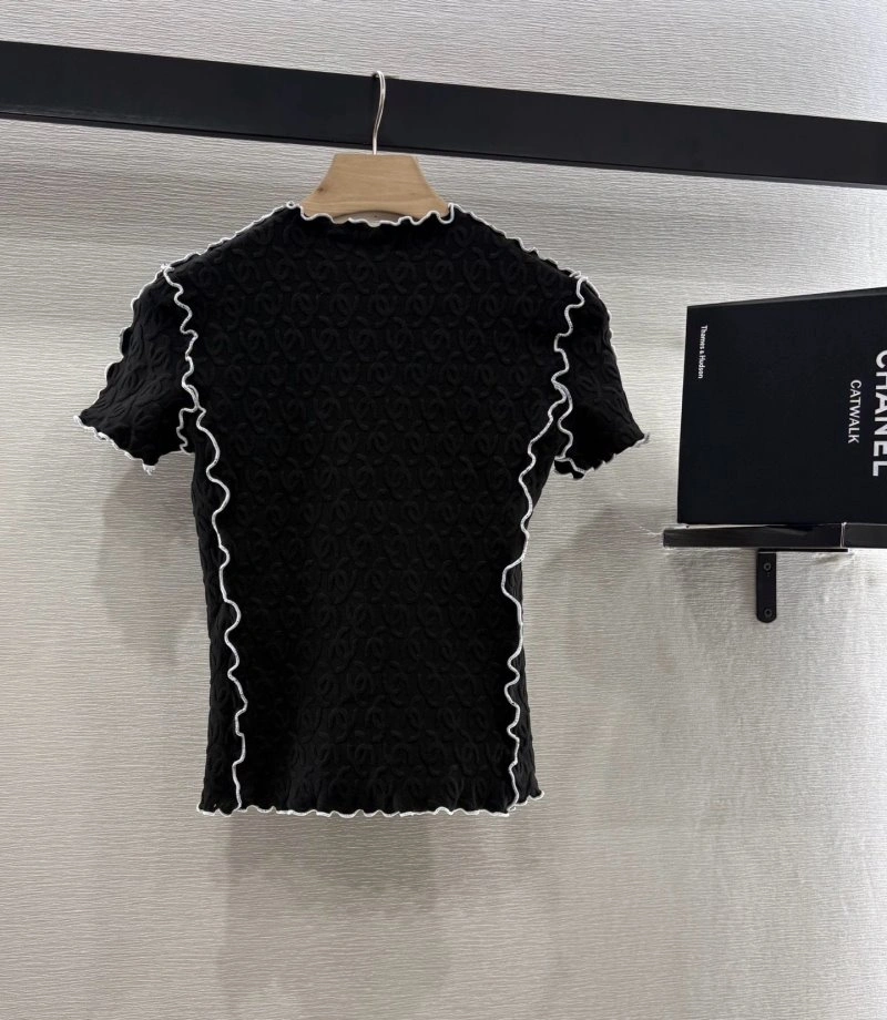 Brand-original Chanel T-Shirts