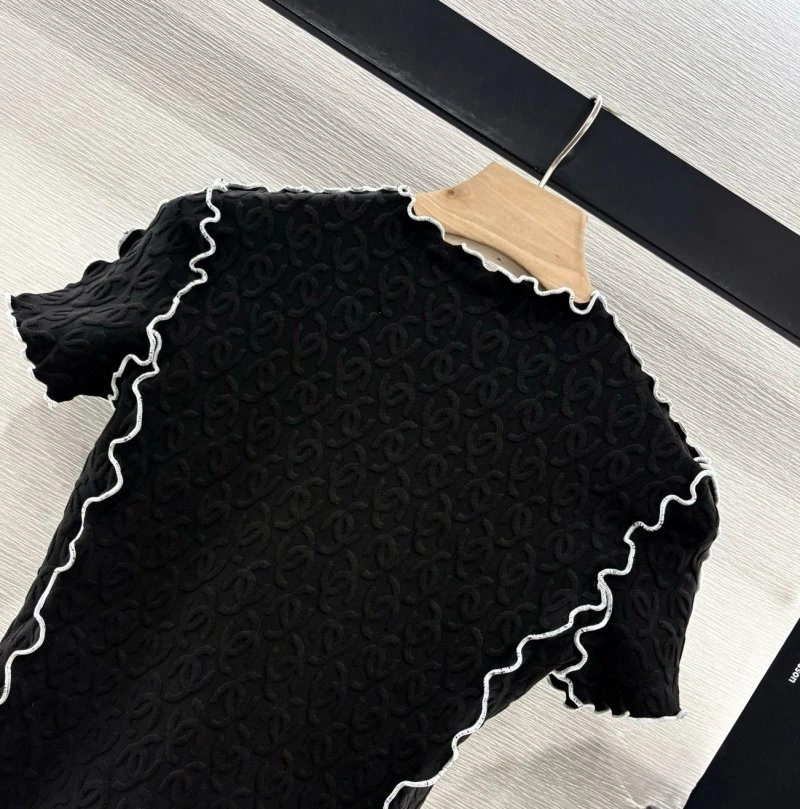 Brand-original Chanel T-Shirts