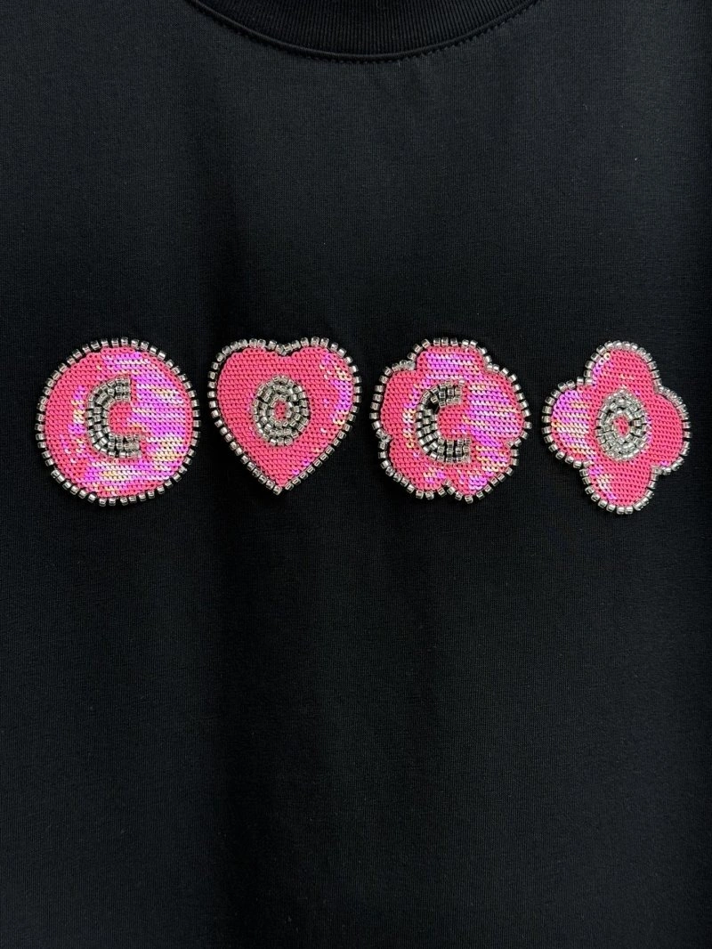 Bargain Chanel T-Shirts