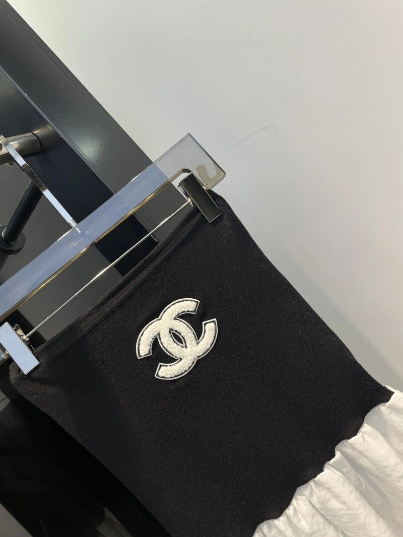 Accurate model Chanel T-Shirts