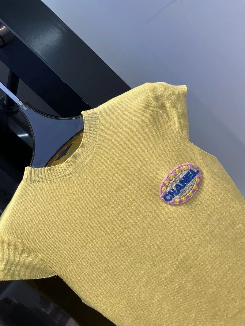 Precise copy Chanel T-Shirts