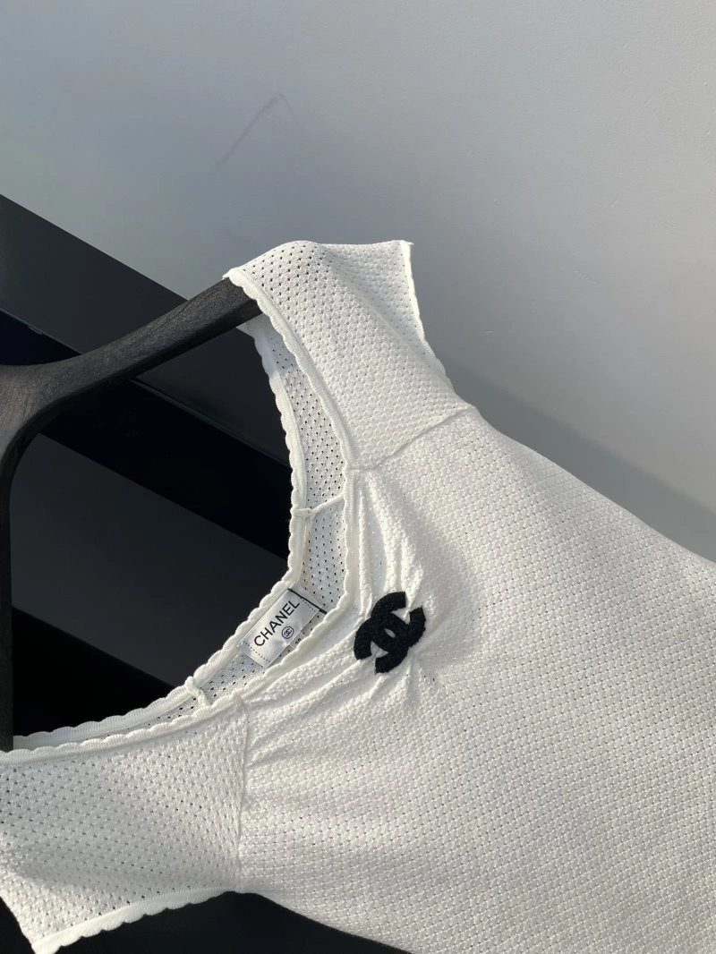 Top match Chanel T-Shirts