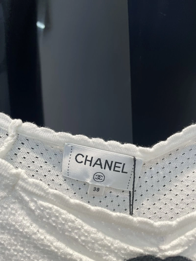 Top match Chanel T-Shirts