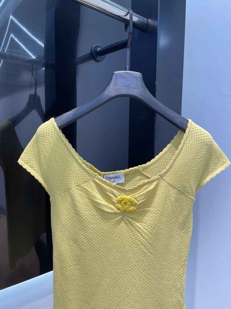 Precise copy Chanel T-Shirts