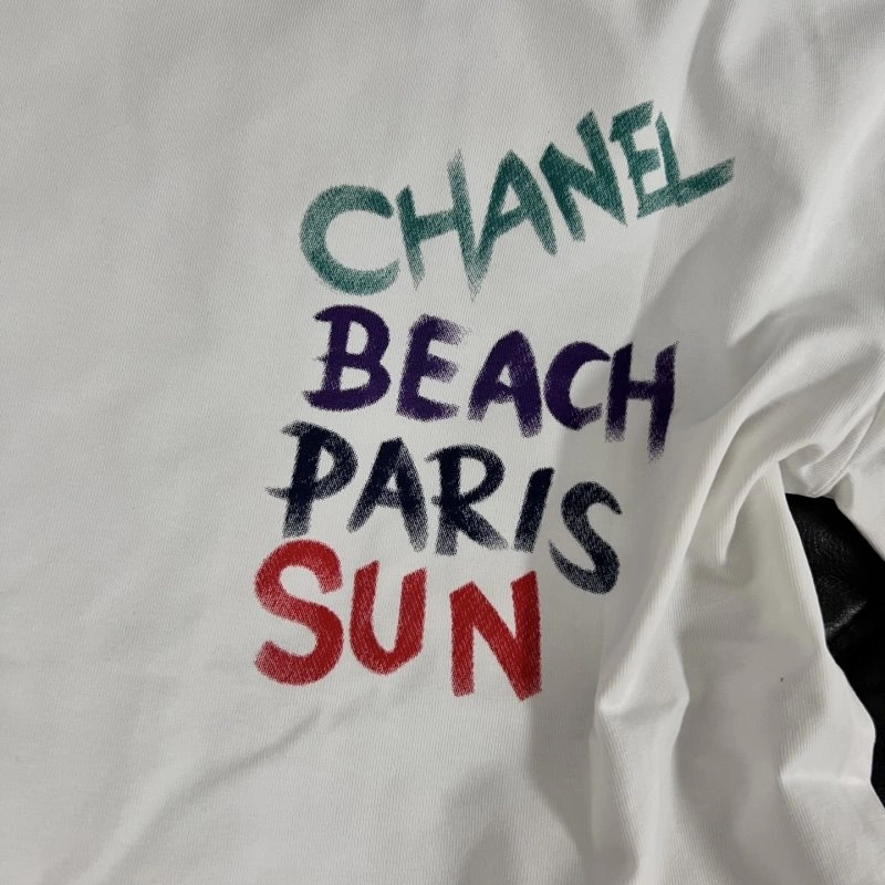 Top mirror Chanel T-Shirts