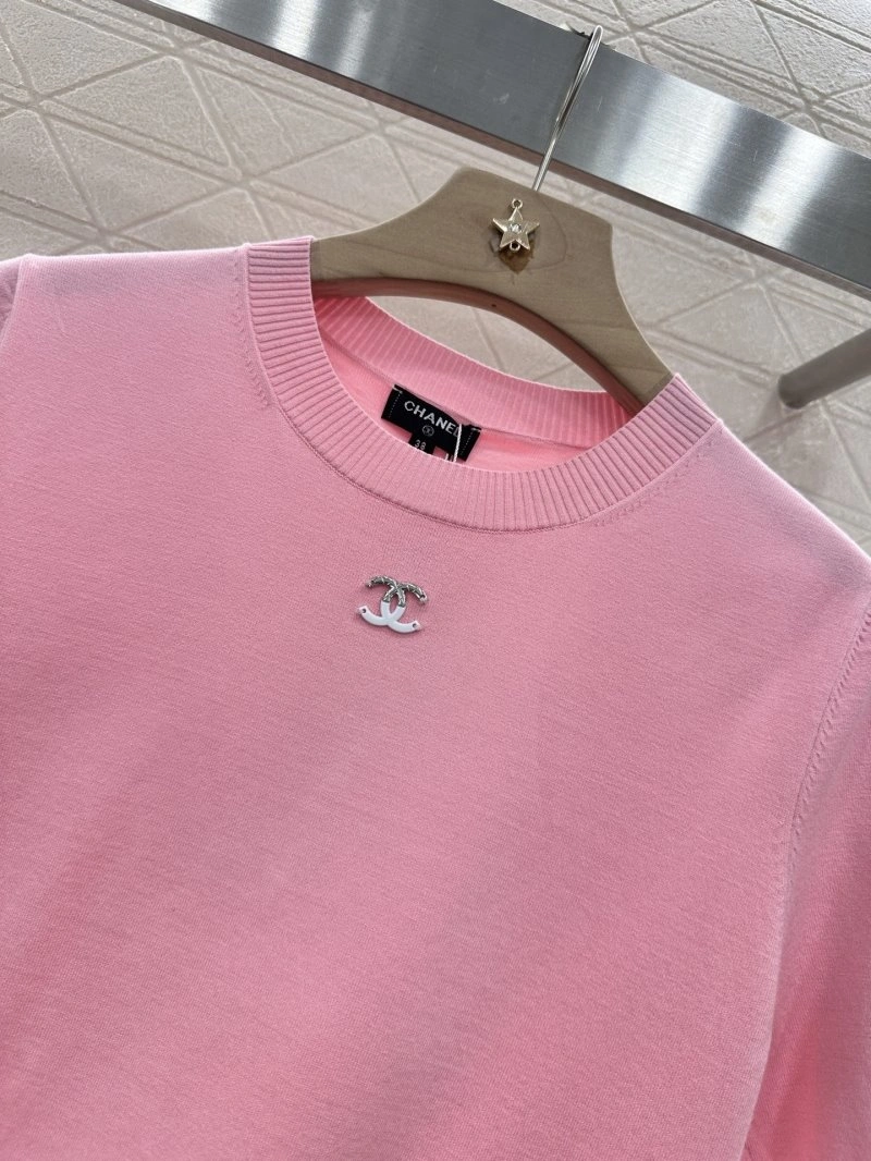 Economical Chanel T-Shirts