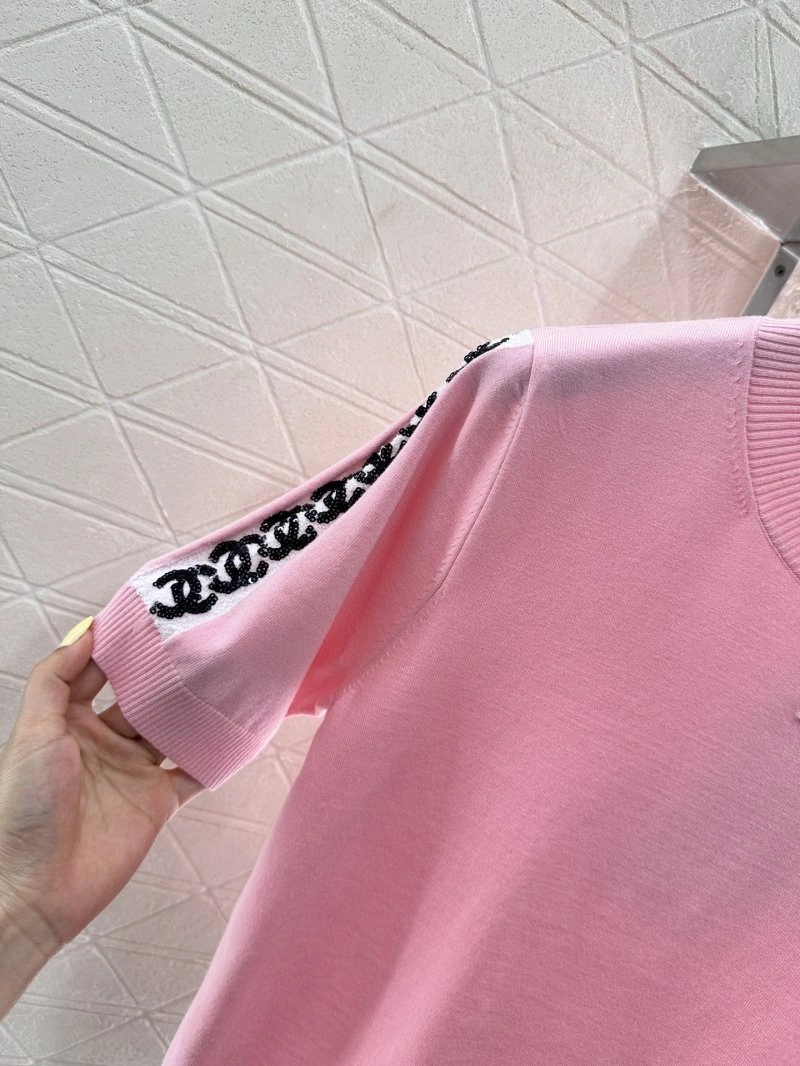 Economical Chanel T-Shirts
