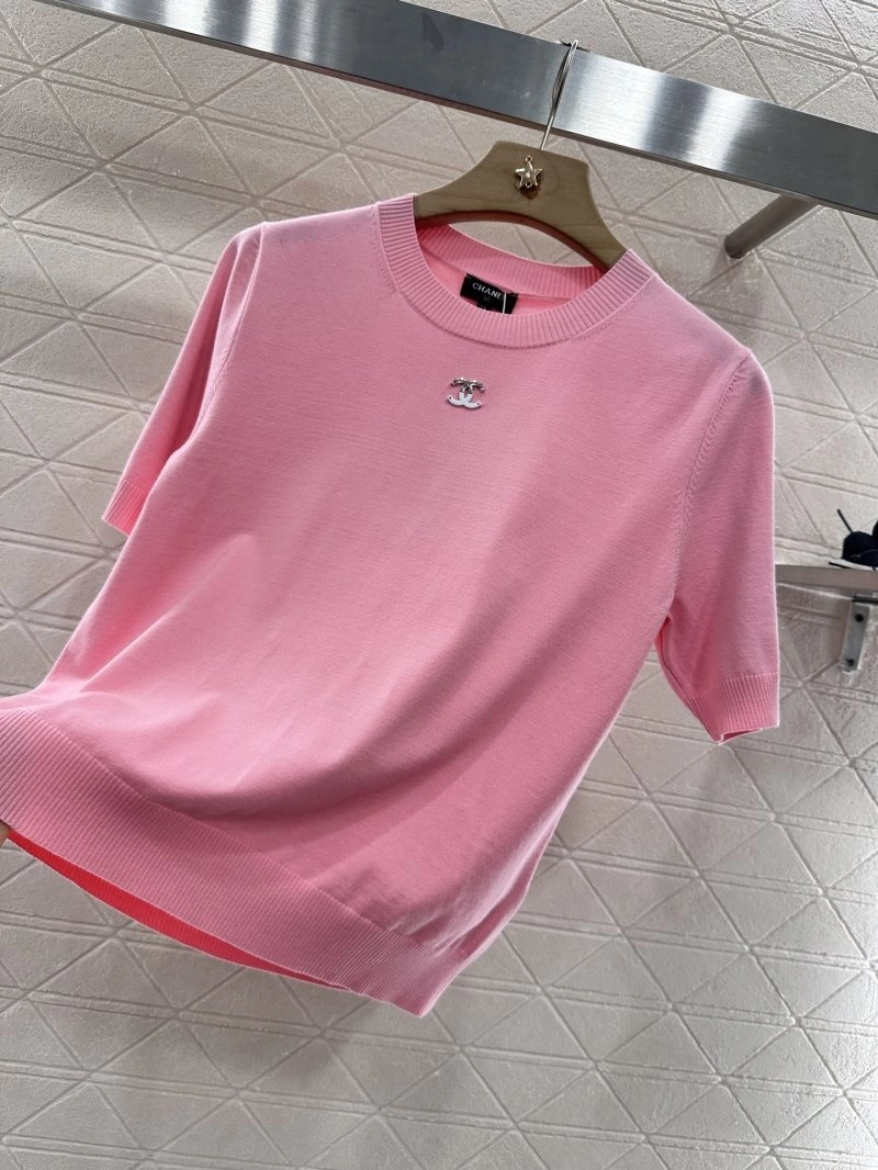 Economical Chanel T-Shirts