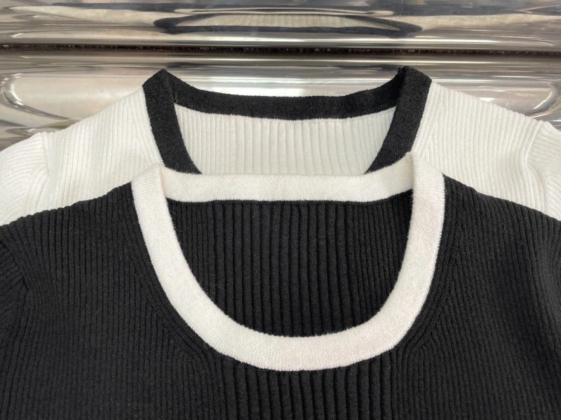 Economical Chanel T-Shirts