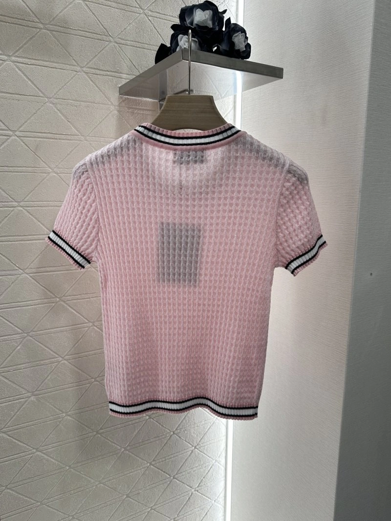 Low-cost Chanel T-Shirts