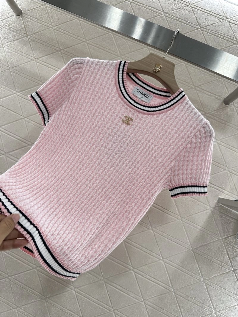Low-cost Chanel T-Shirts